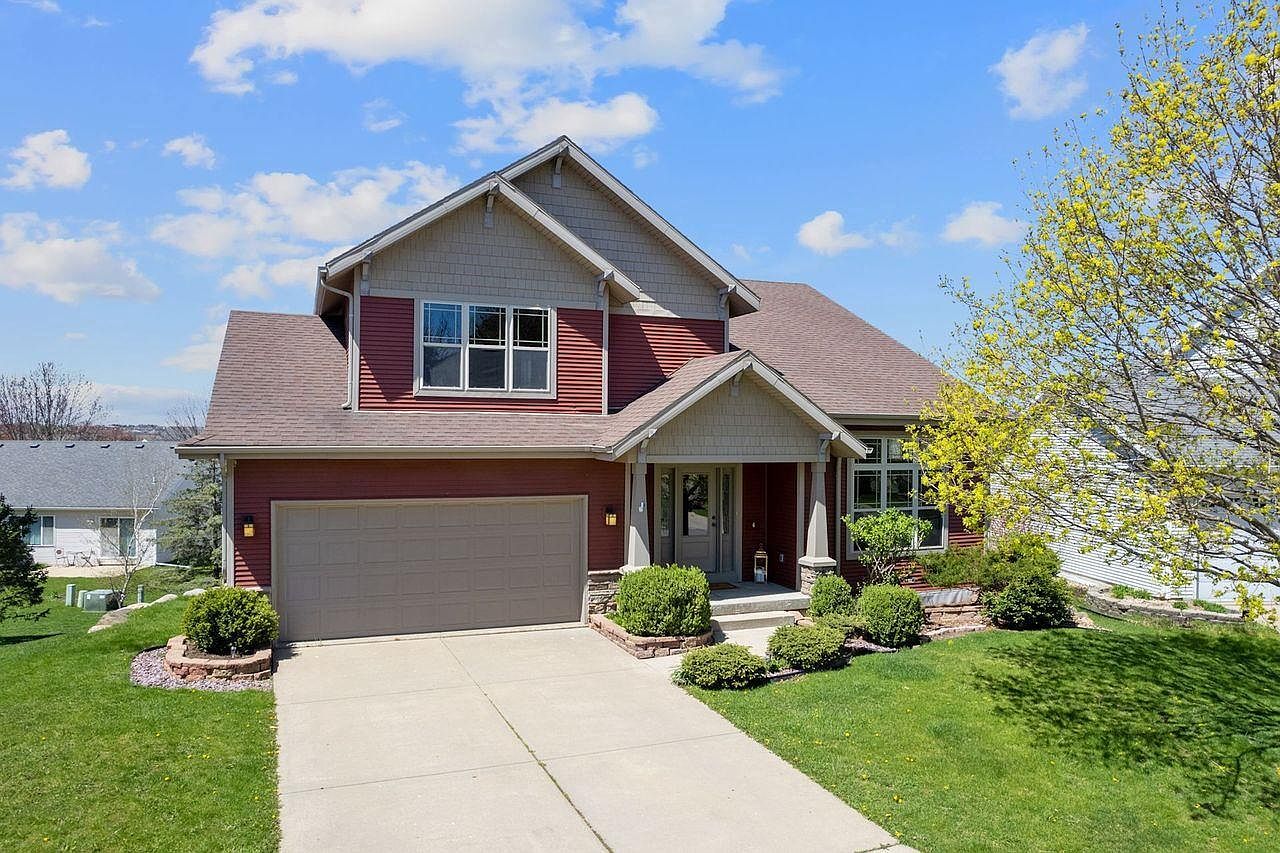 6 Yarrow Circle, Madison, WI 53719 | Zillow