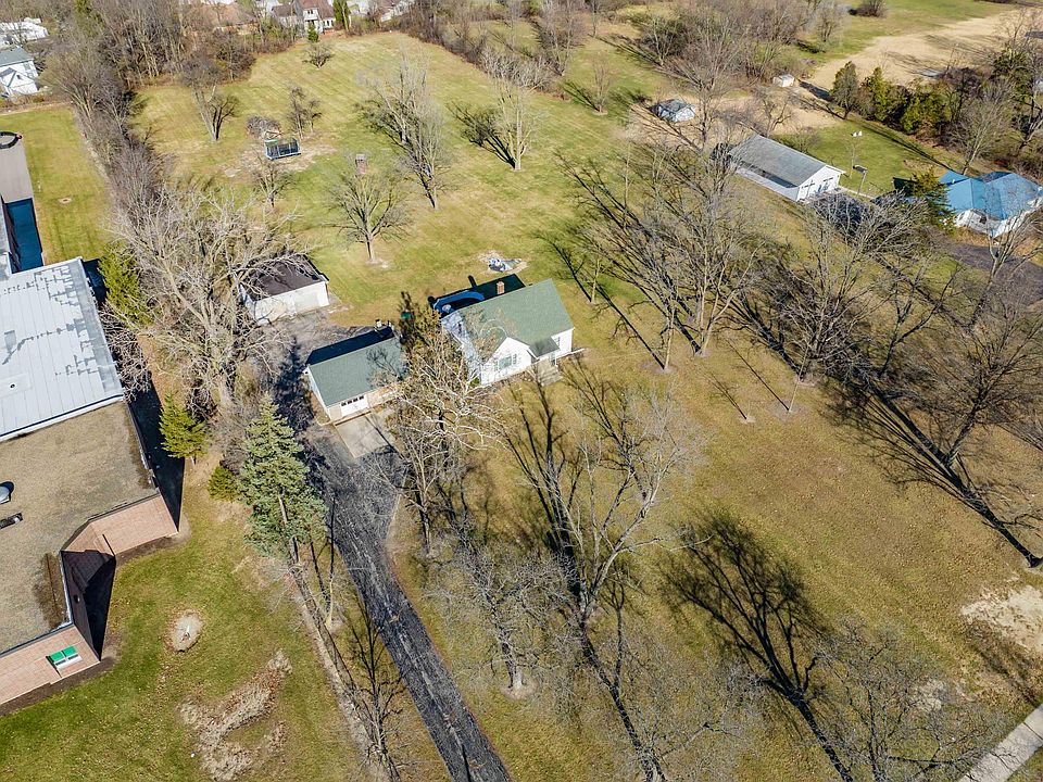 1105 E Cook Rd, Fort Wayne, IN 46825 | MLS #202247682 | Zillow