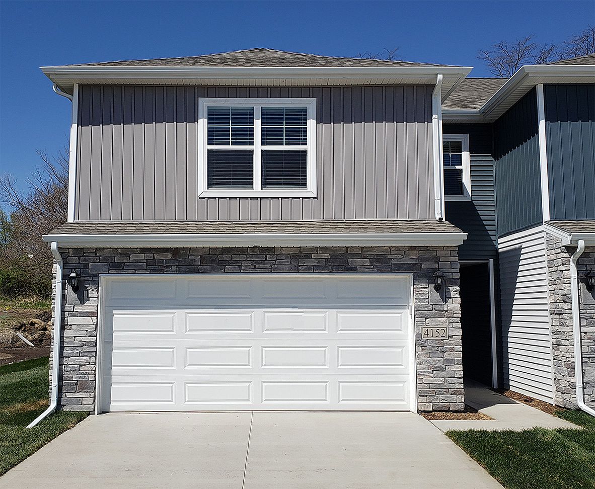Mallard Prairie Townhomes by D.R. Horton - Iowa in Urbandale IA | Zillow