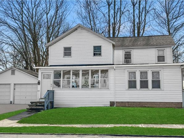 Fulton NY Real Estate - Fulton NY Homes For Sale | Zillow