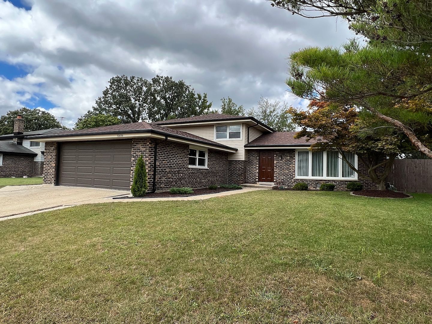 (Undisclosed Address), Palos Hills, IL 60465 | MLS #11907854 | Zillow