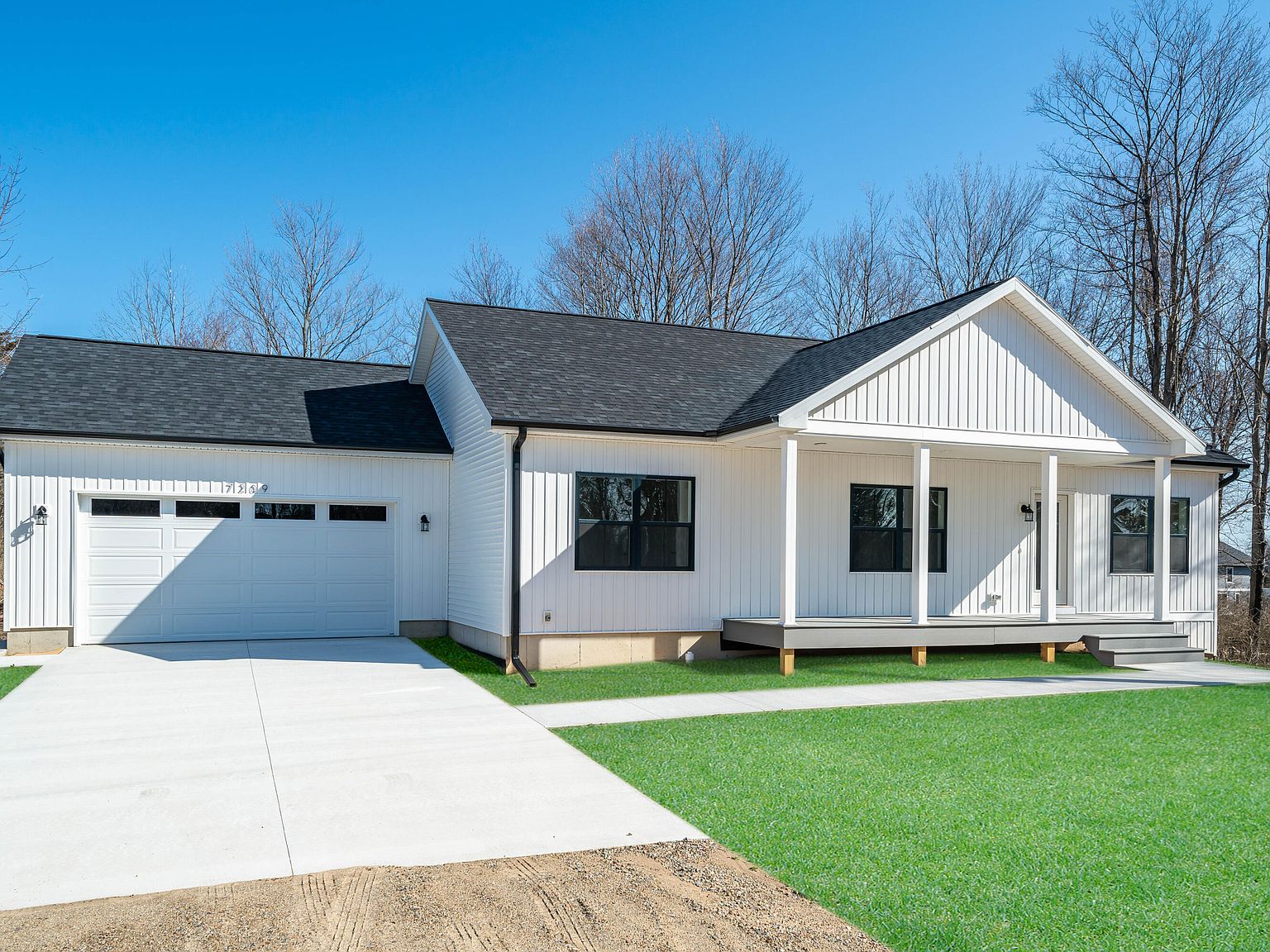 7209 Pacific Ave, South Haven, MI 49090 | MLS #23010793 | Zillow