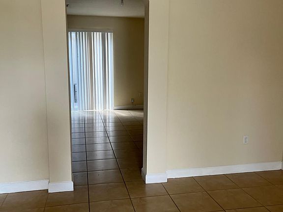 16985 SW 90th Ter #1, Miami, FL 33196 | Zillow