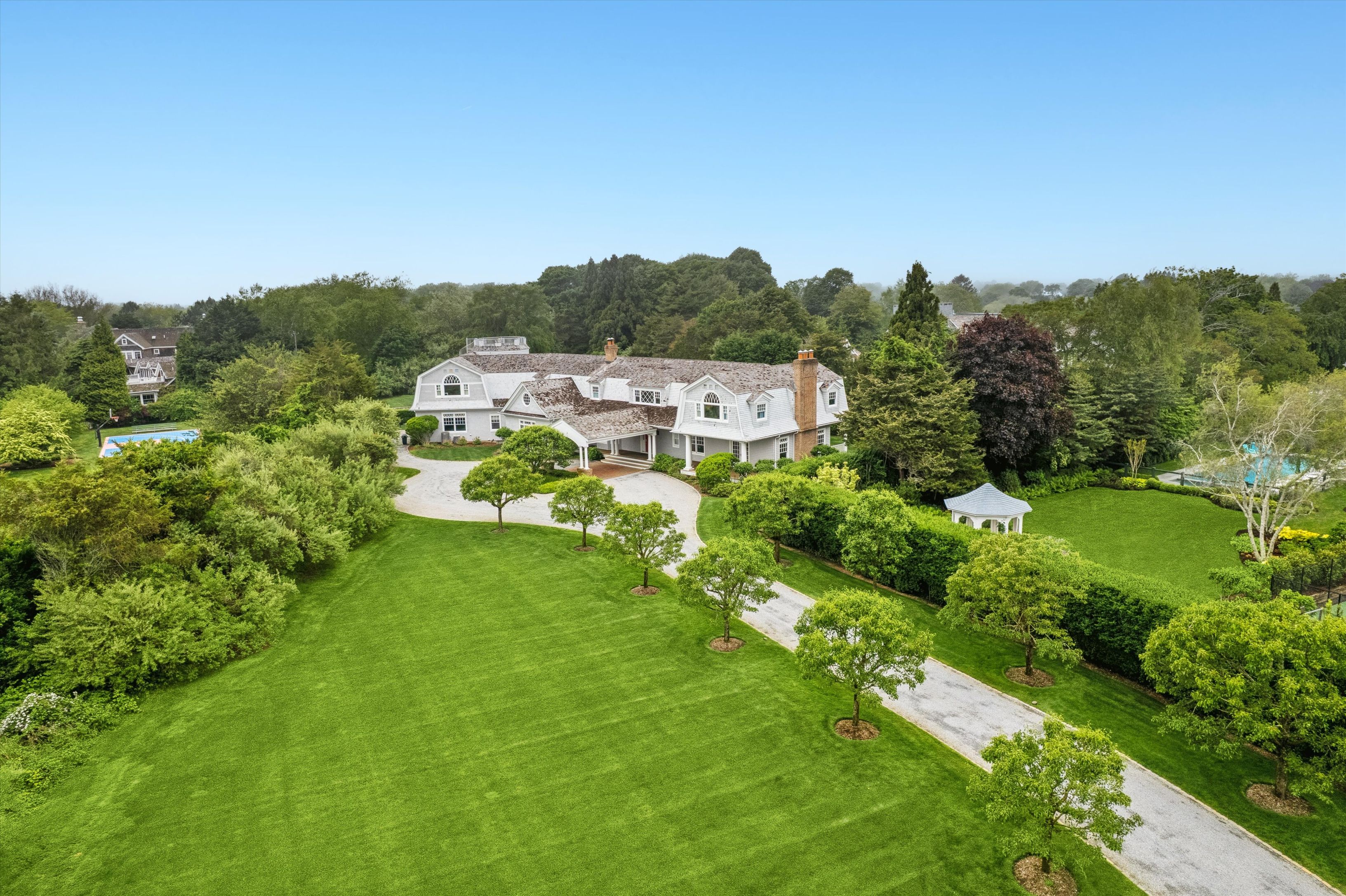 23 Luther Dr, Water Mill, NY 11976 | Out East