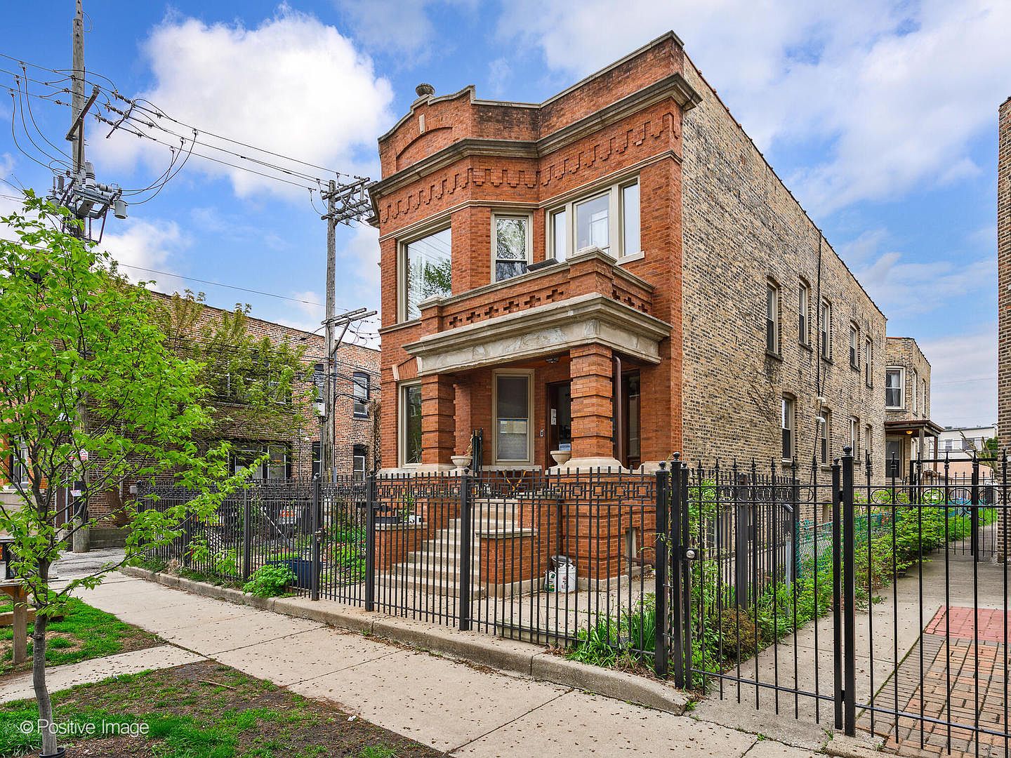 2414 N Spaulding Ave APT 2R, Chicago, IL 60647 | Zillow