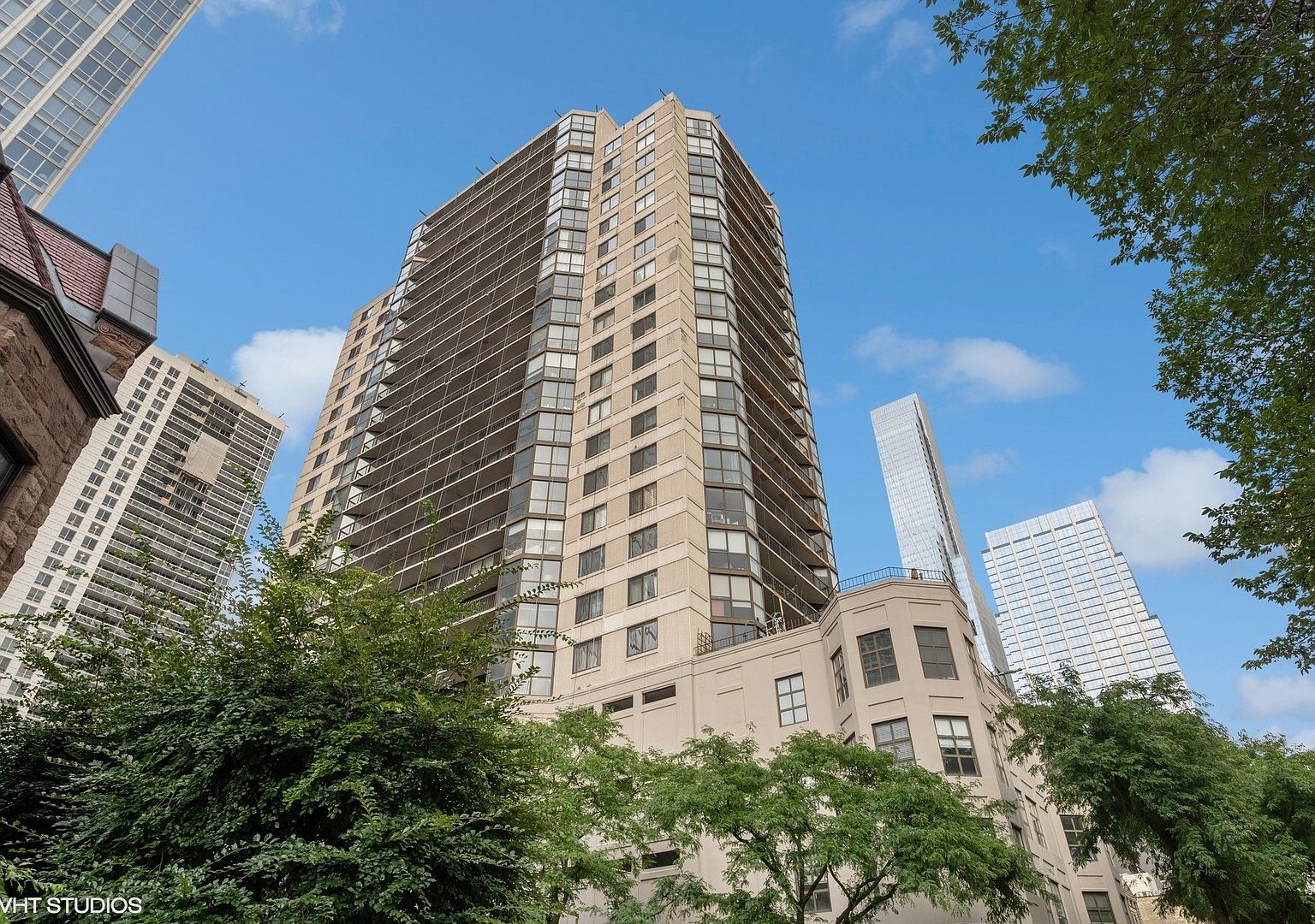 33 W Delaware Pl APT 22A, Chicago, IL 60610 | Zillow