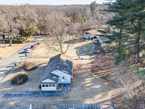 17 Pebble Mill Rd, Springfield, MA 01118 | Zillow