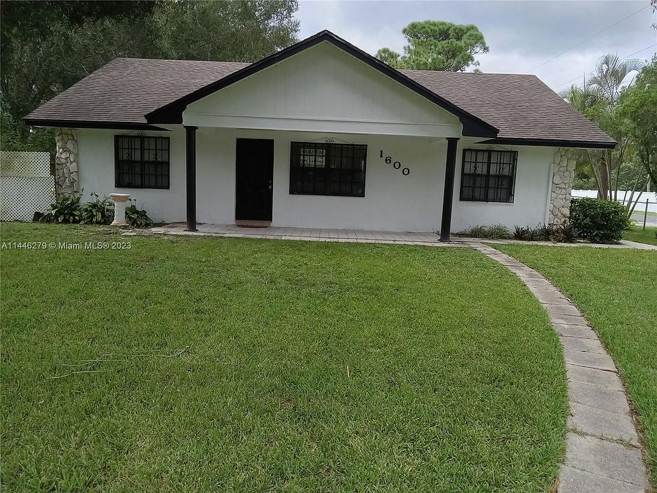 1600 N 44th St, Fort Pierce, FL 34947 | Zillow