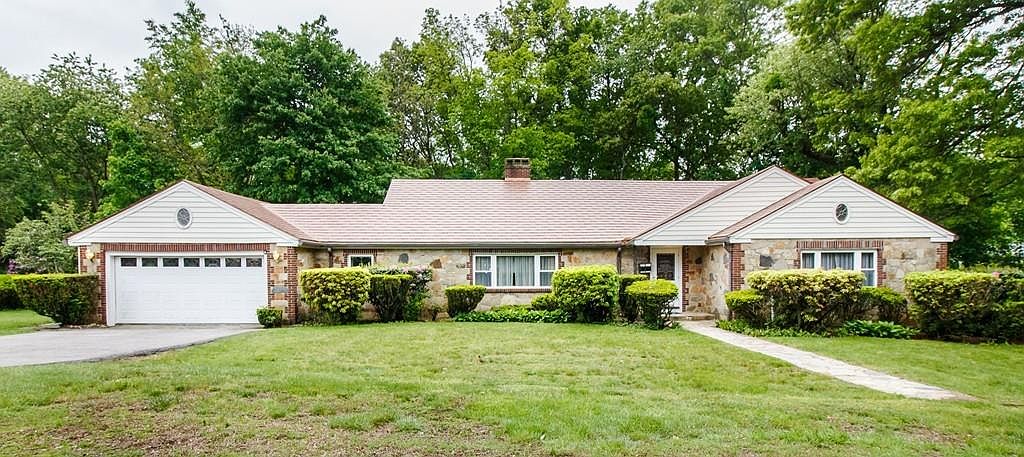 17 Marr Crest Dr, Milton, MA 02186 | Zillow