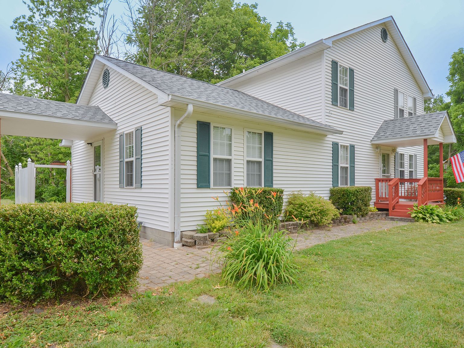 8749 S Edinburgh Rd, Edinburgh, IN 46124 | Zillow