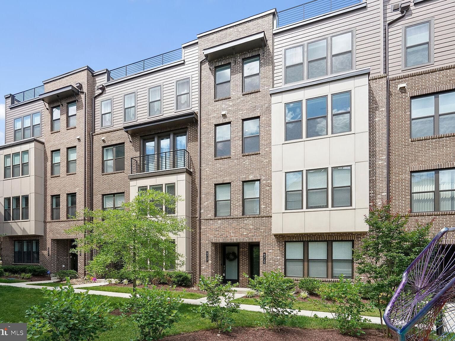 4717 Tatum Mill Way UNIT 606, Chantilly, VA 20151 | Zillow