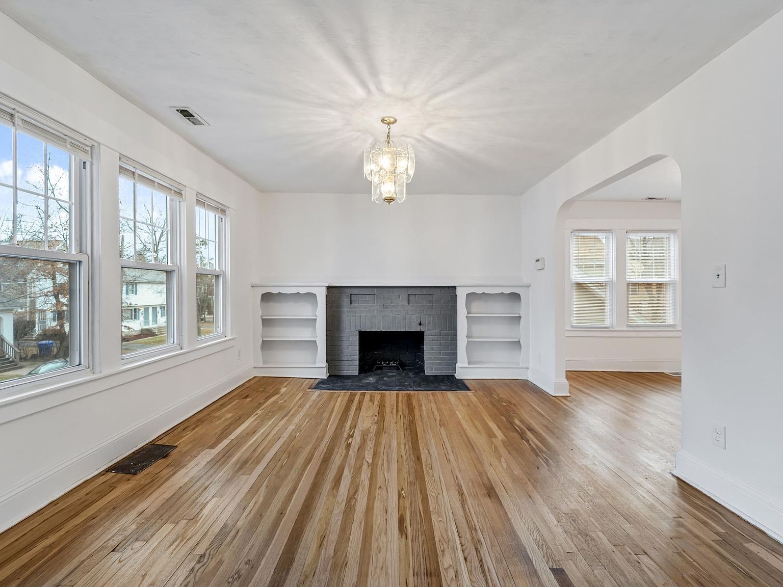 11 Taft St FLOOR 2, Springfield, MA 01108 | Zillow