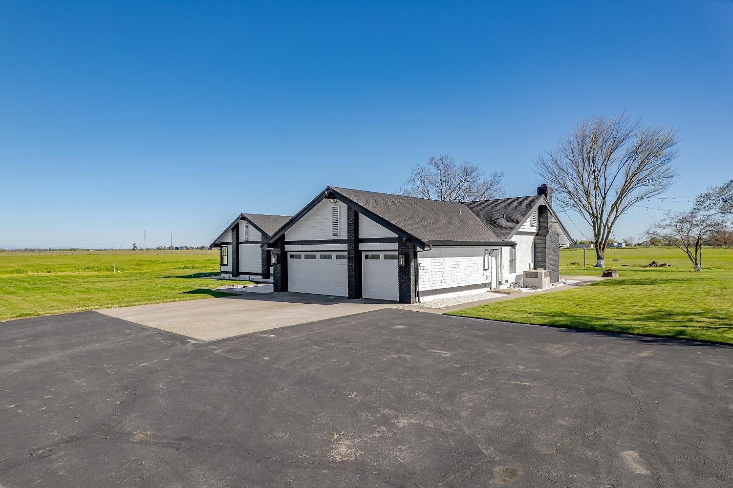 8851 Palladay Rd, Elverta, CA 95626 | MLS #225036051 | Zillow