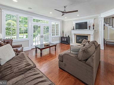 567 Chews Landing Rd, Haddonfield, NJ 08033 | Zillow