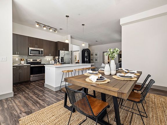 4700 Riverwood Cir #1102, Raleigh, NC 27612 | Zillow