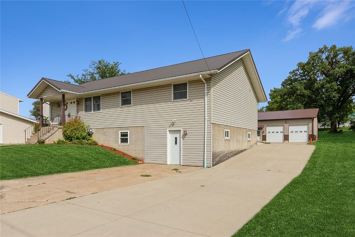 205 E Main St, Epworth, IA 52045 | Zillow