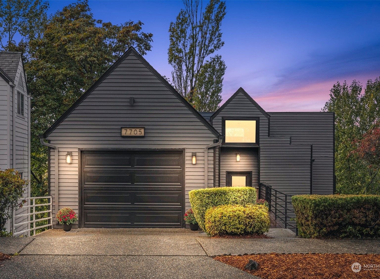 7705 20th Avenue SW, Seattle, WA 98106 | Zillow