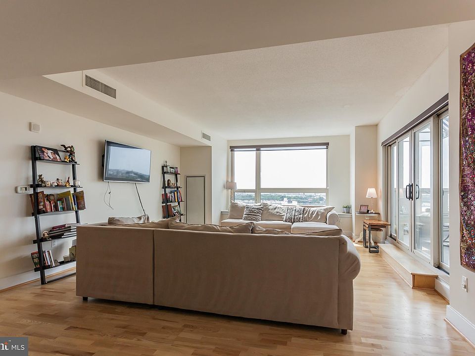 Residences At Dockside Condominiums - 717 S Columbus Blvd Philadelphia ...