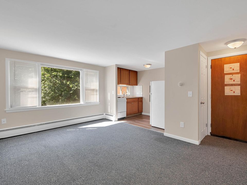 353 Main Street - 353 Main St East Hartford CT | Zillow