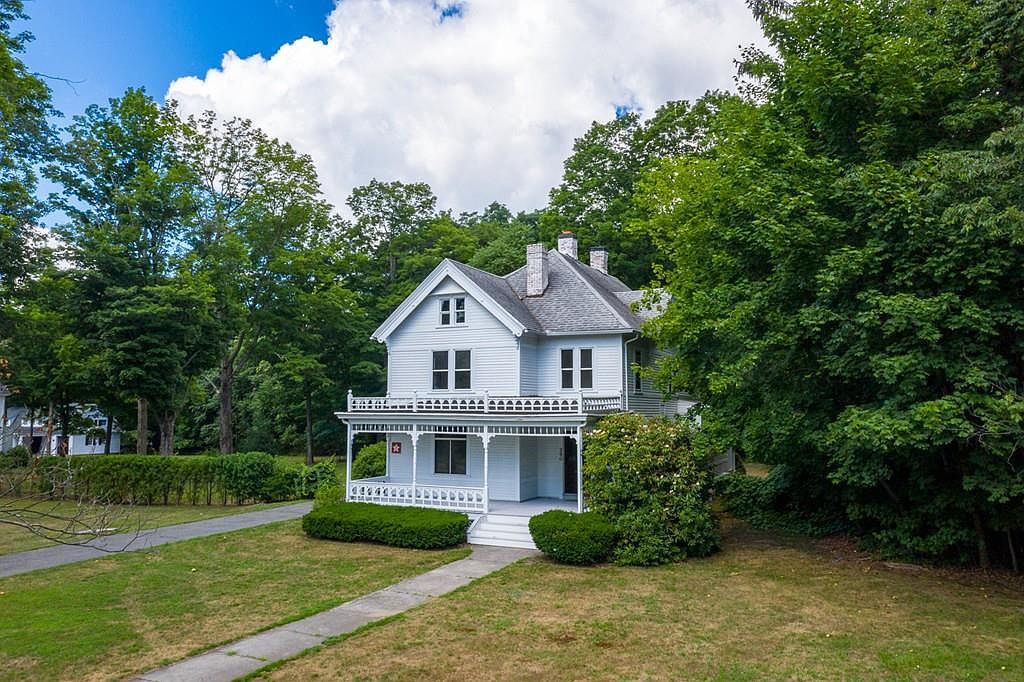 260 Longmeadow St, Longmeadow, MA 01106 | Zillow