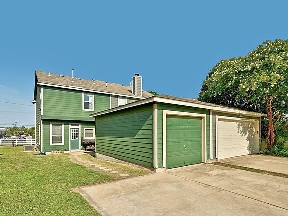 135 Michaelis UNIT A, Kyle, TX 78640 | Zillow