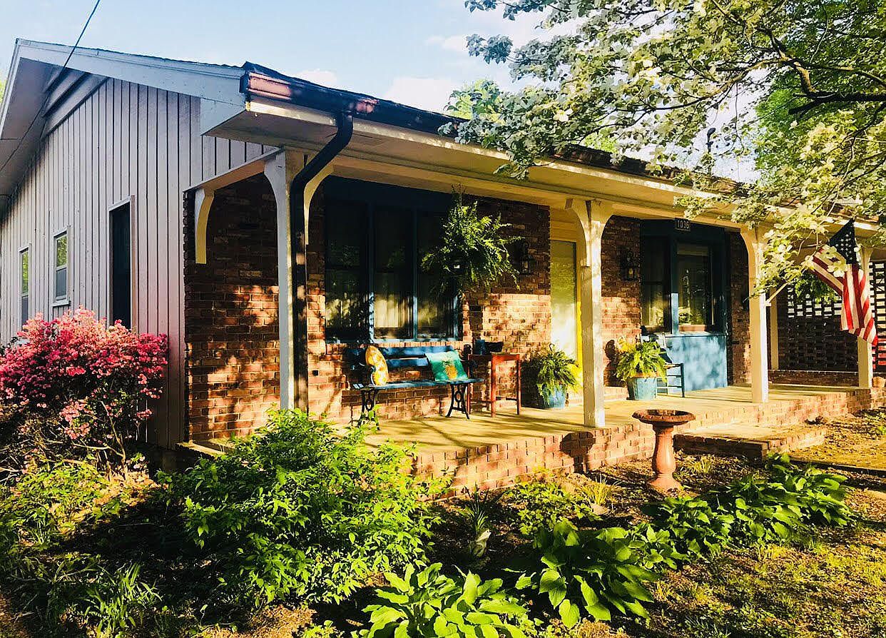 1036 S Ferguson Ave, Springfield, MO 65807 | Zillow