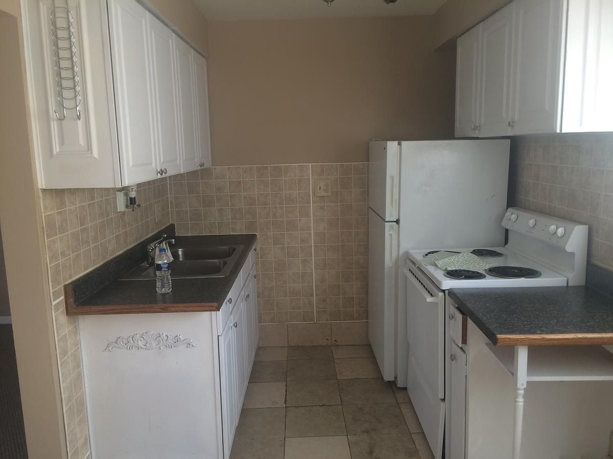 15130 Fenkell St APT 2, Detroit, MI 48227 | Zillow
