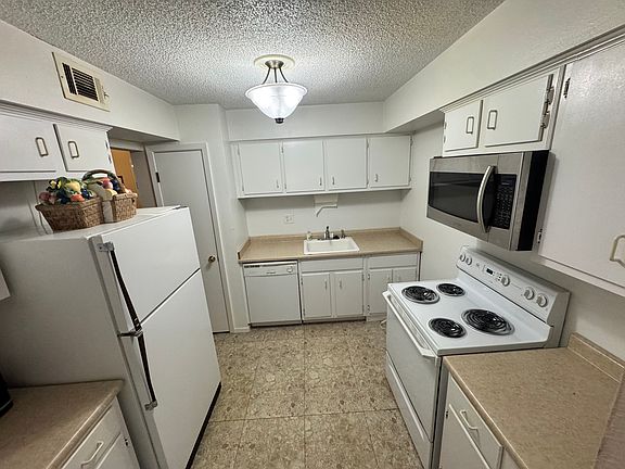 680 Sharp Ln #201-203, Baton Rouge, LA 70815 | Zillow