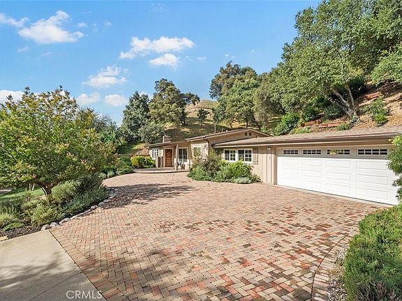 13 Hidden Valley Rd, Monrovia, CA 91016 | MLS #AR23178343 | Zillow