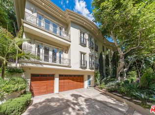 1250 Angelo Dr, Beverly Hills, CA 90210 | MLS #24-366271 | Zillow