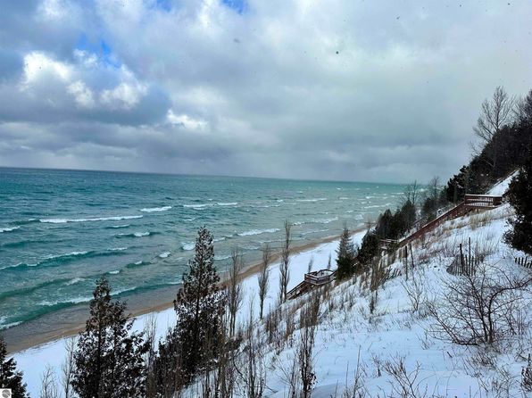 Frankfort MI Real Estate - Frankfort MI Homes For Sale | Zillow