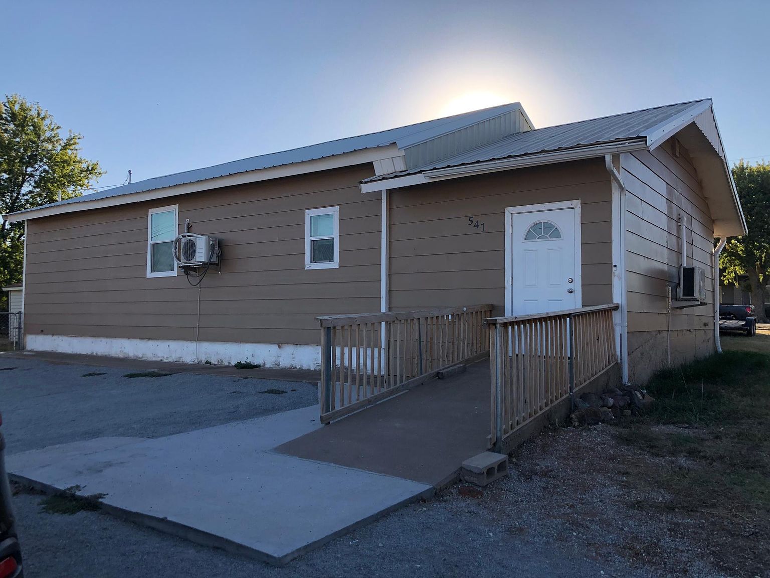 541 Garfield St, Lahoma, OK 73754 | Zillow