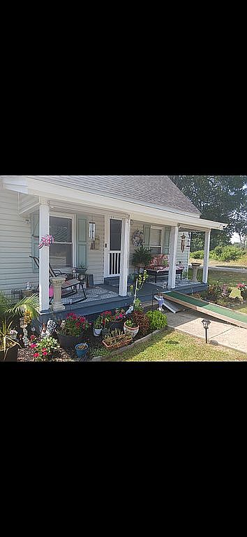 109 1st St, Fountain Inn, SC 29644 | Zillow