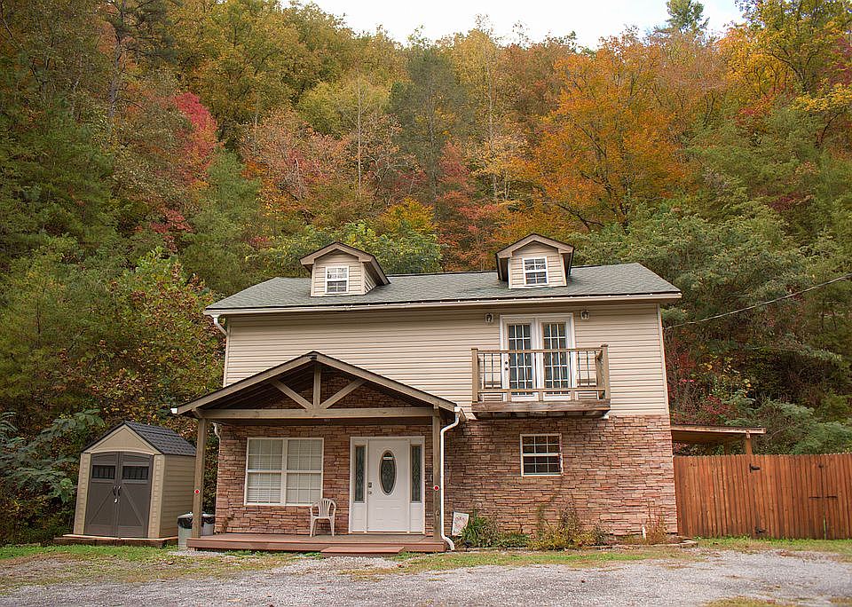 1420 Old Hag Hollow Way, Sevierville, TN 37876 | Zillow