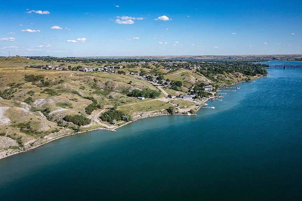 Riverside Dr, Pierre, SD 57501 | Zillow