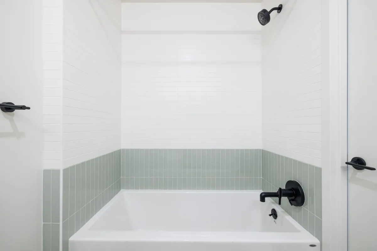 159 Boerum Street #7C in Williamsburg, Brooklyn | StreetEasy