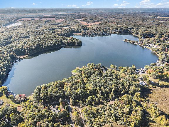 12320 N Sherman Lake Dr, Augusta, MI 49012 | MLS #24053626 | Zillow