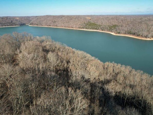 Riverwatch Golf Course - Sparta TN Real Estate - 12 Homes For Sale | Zillow