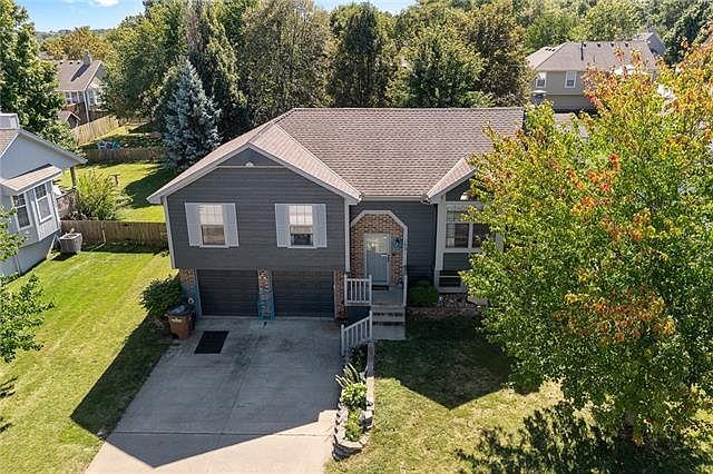 103 West Remington Terrace - 103 W Remington Ter Raymore MO | Zillow