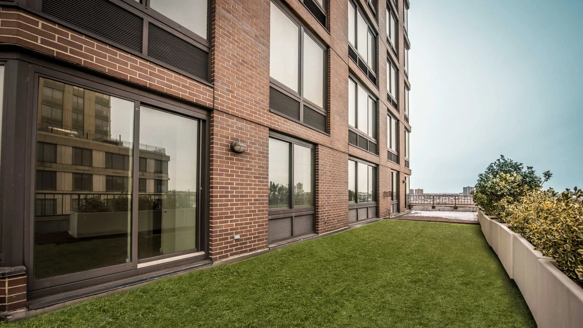 180 Riverside Boulevard #17J in Lincoln Square, Manhattan | StreetEasy