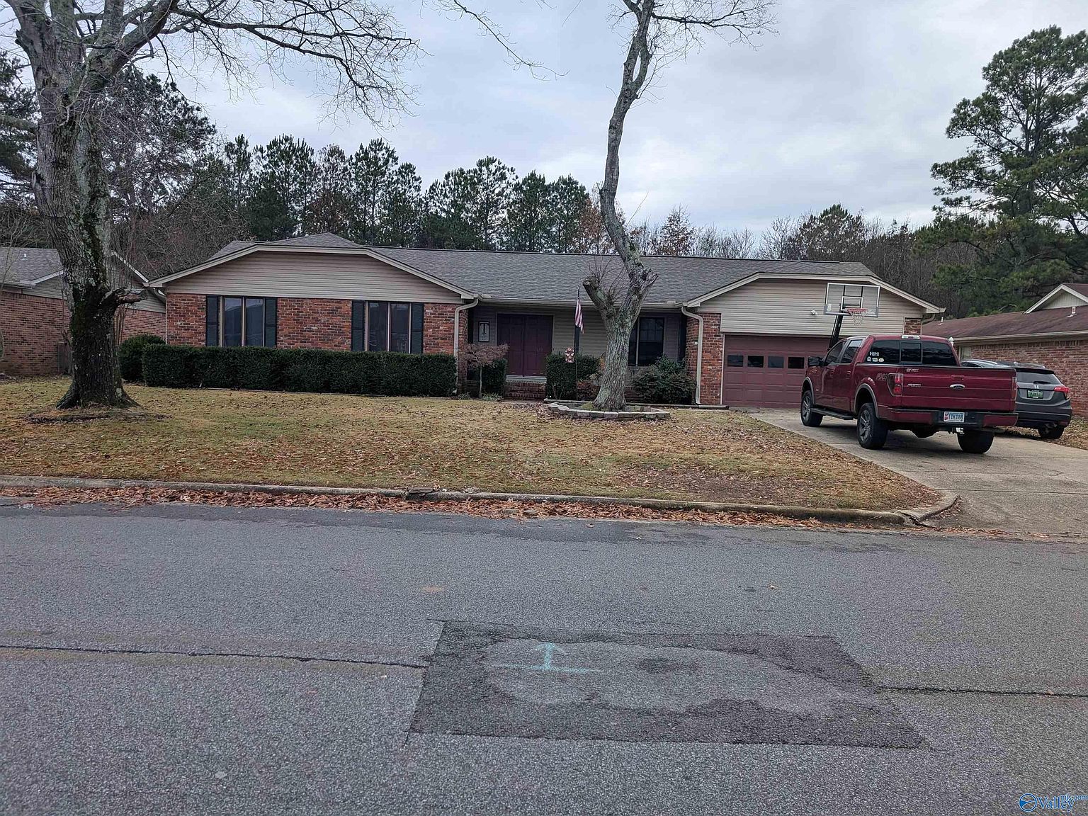 2335 Anderson Dr SW, Decatur, AL 35603 | Zillow
