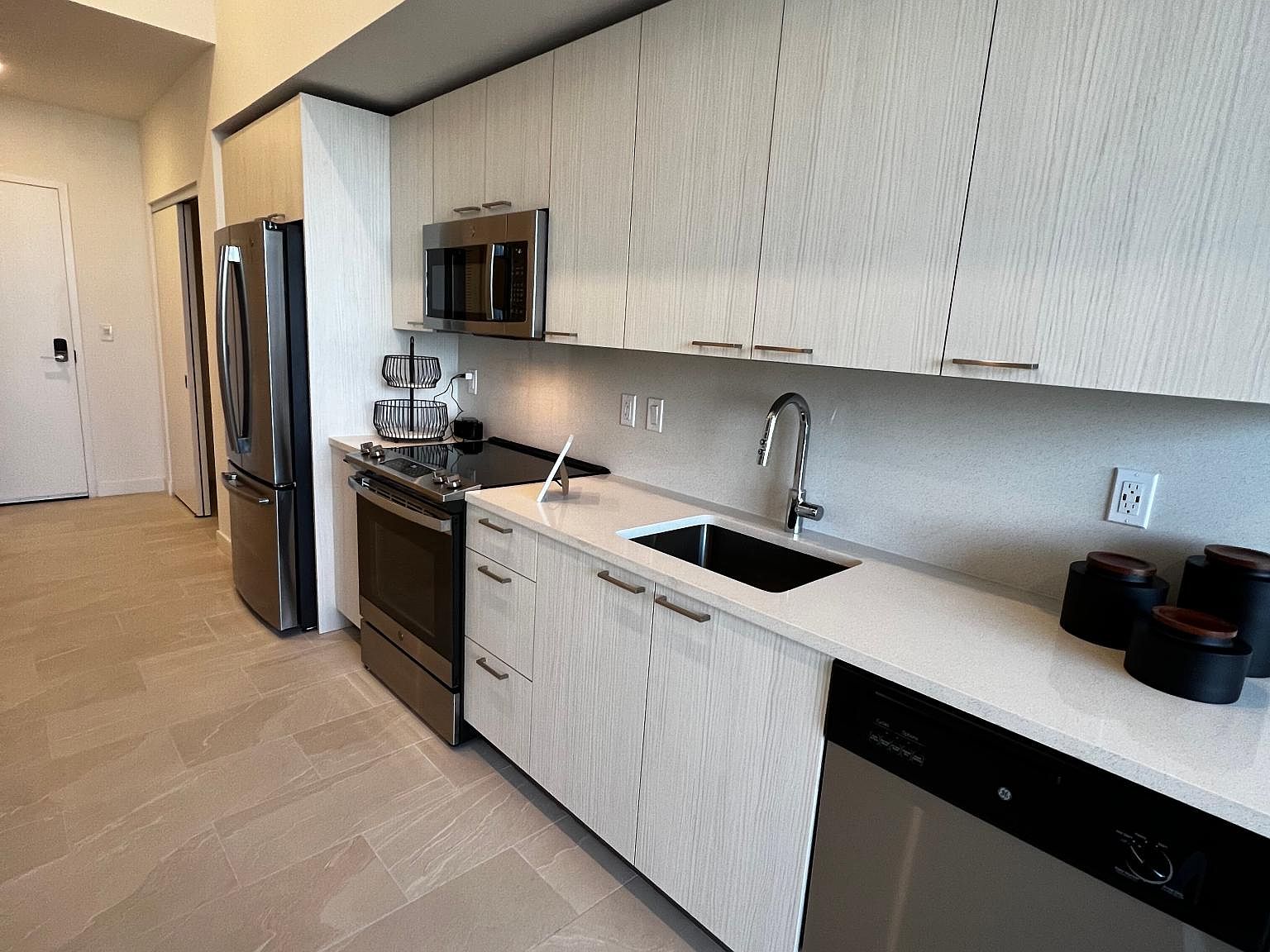 2143 NW 1st Ave #A4, Miami, FL 33127 | Zillow