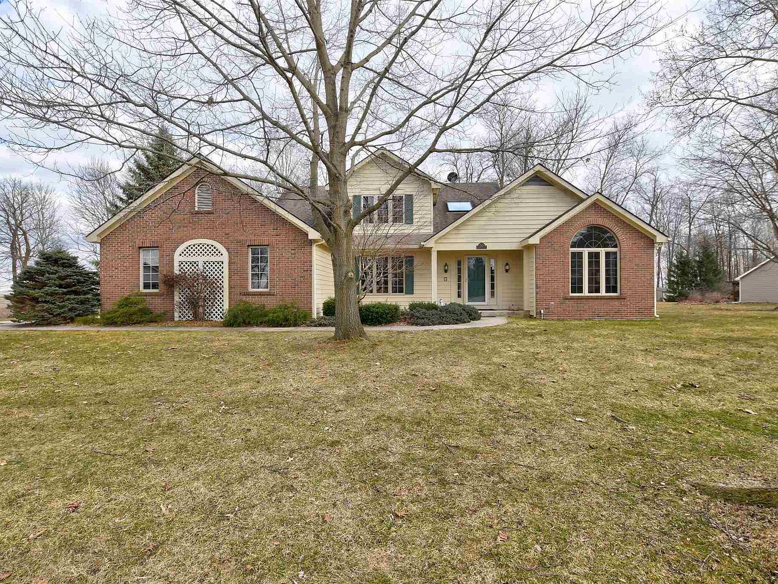 2121 Shady Ln, Garrett, IN 46738 | Zillow