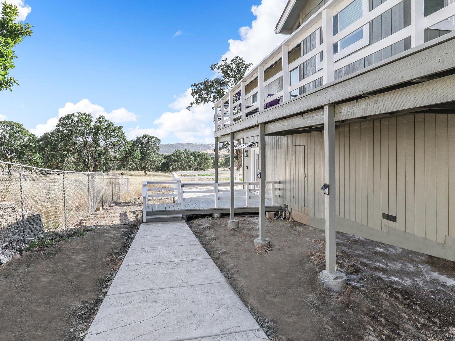 4990 Little John Rd #B, Copperopolis, CA 95228 | Zillow