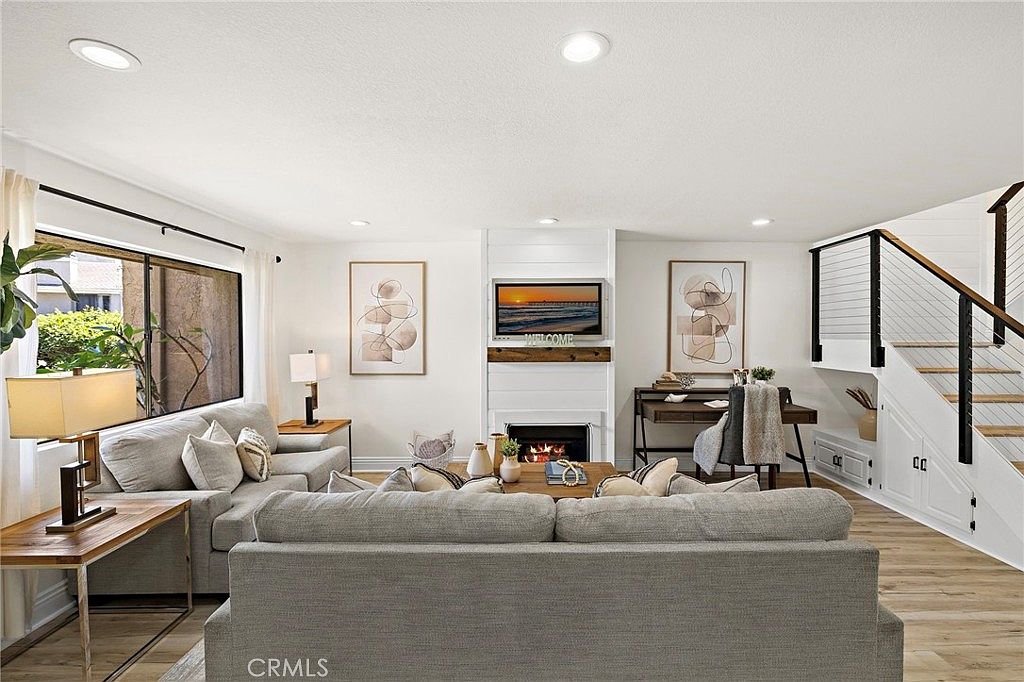 4 Riptide Ct, Newport Beach, CA 92663 | Zillow