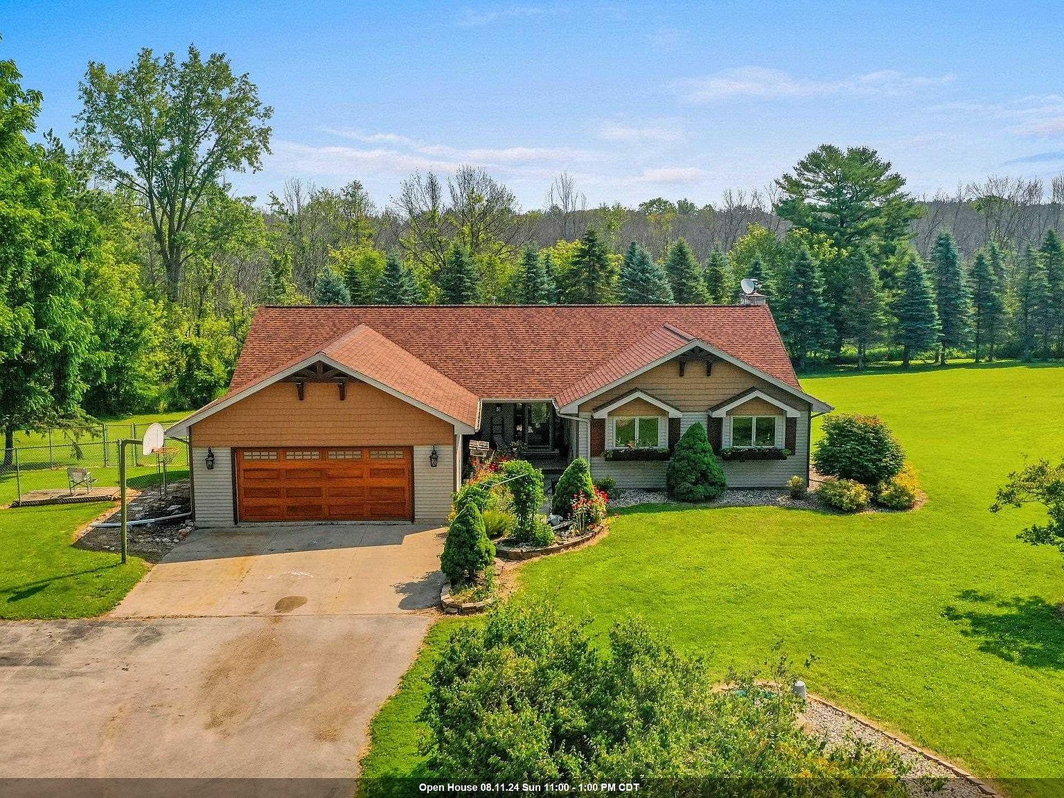 N6502 Twelve Corners Rd, Black Creek, WI 54106 | MLS #50295643 | Zillow