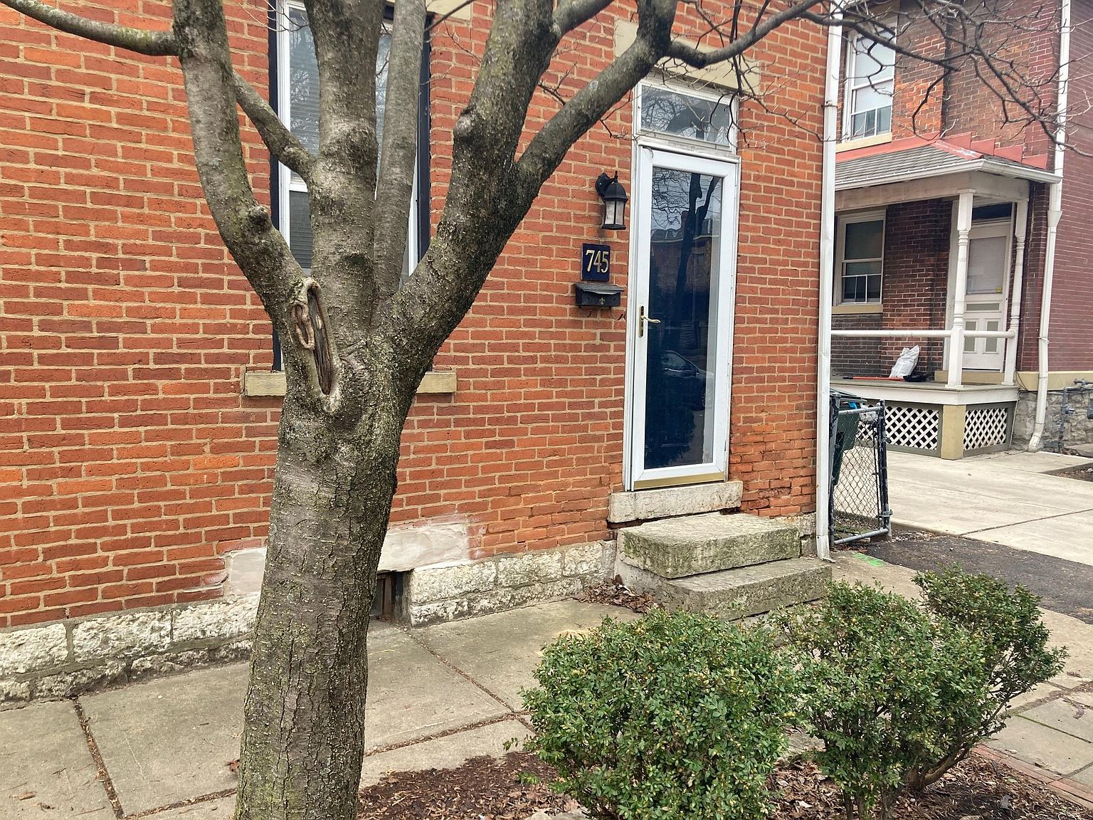 745 Kerr St, Columbus, OH 43215 | Zillow