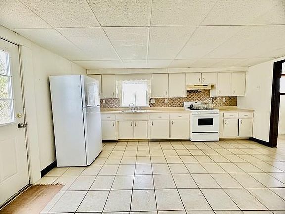 575 & 577 Oneida Valley Rd, Butler, PA 16001 | MLS #1645764 | Zillow