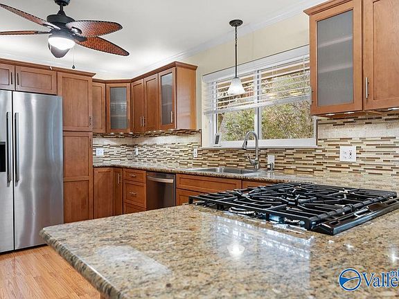 2108 Roseberry Dr, Scottsboro, AL 35769 | Zillow