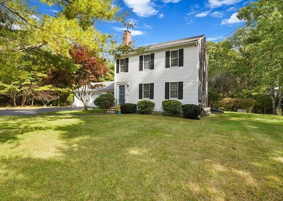 32 Main St, Carver, MA 02330 | Zillow